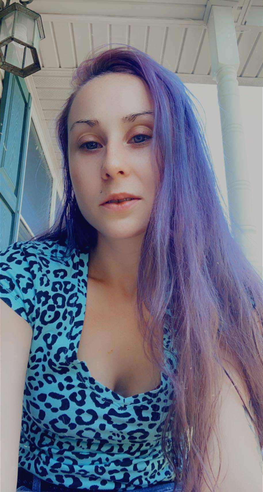 Hey there 😈 | Scrolller