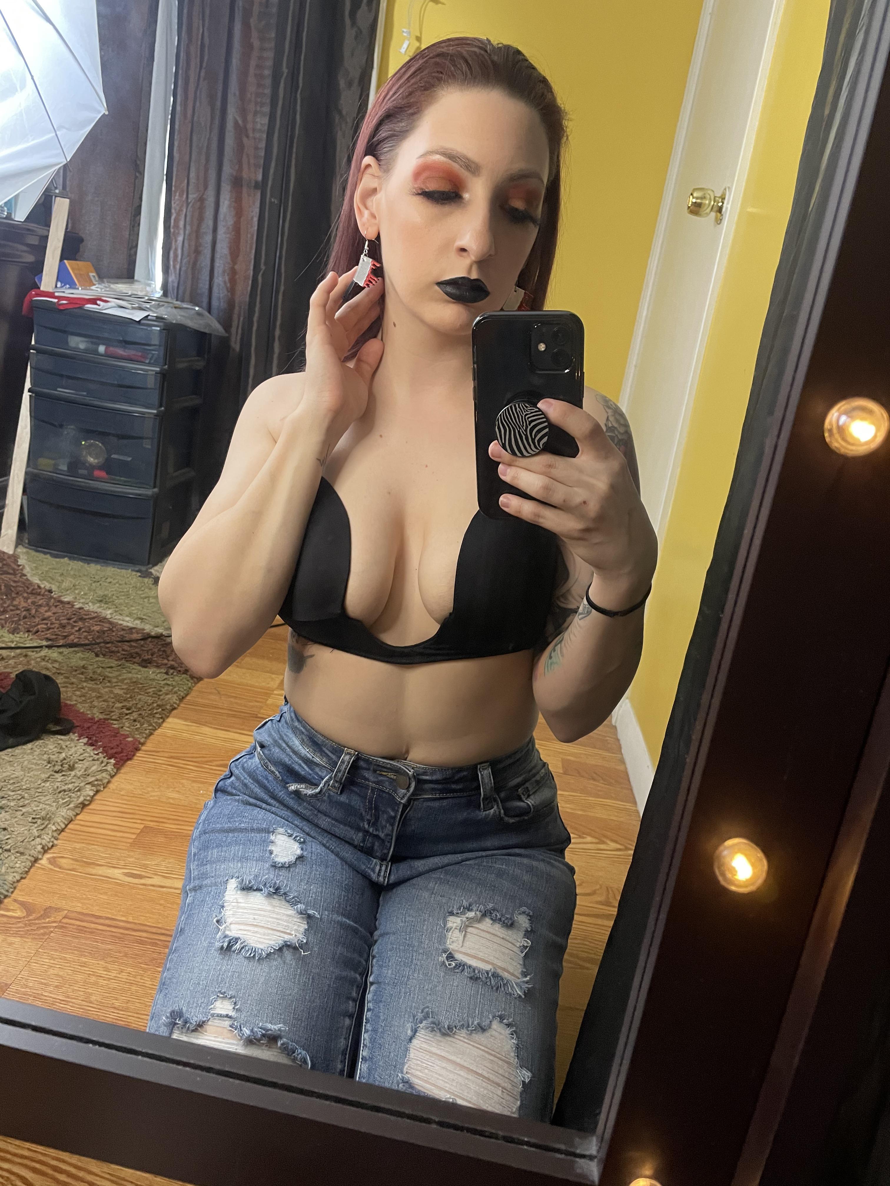 Hey there | Scrolller