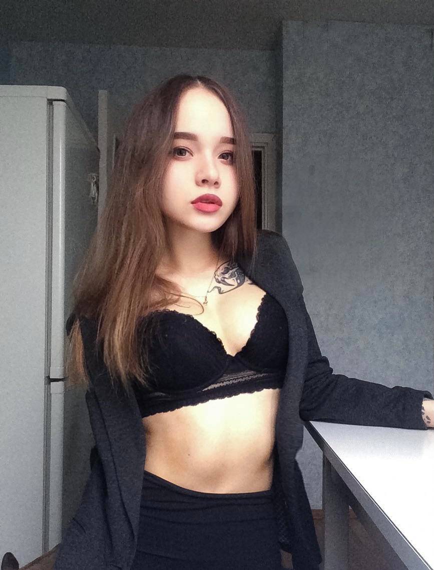 Hey you 😈 ️ | Scrolller