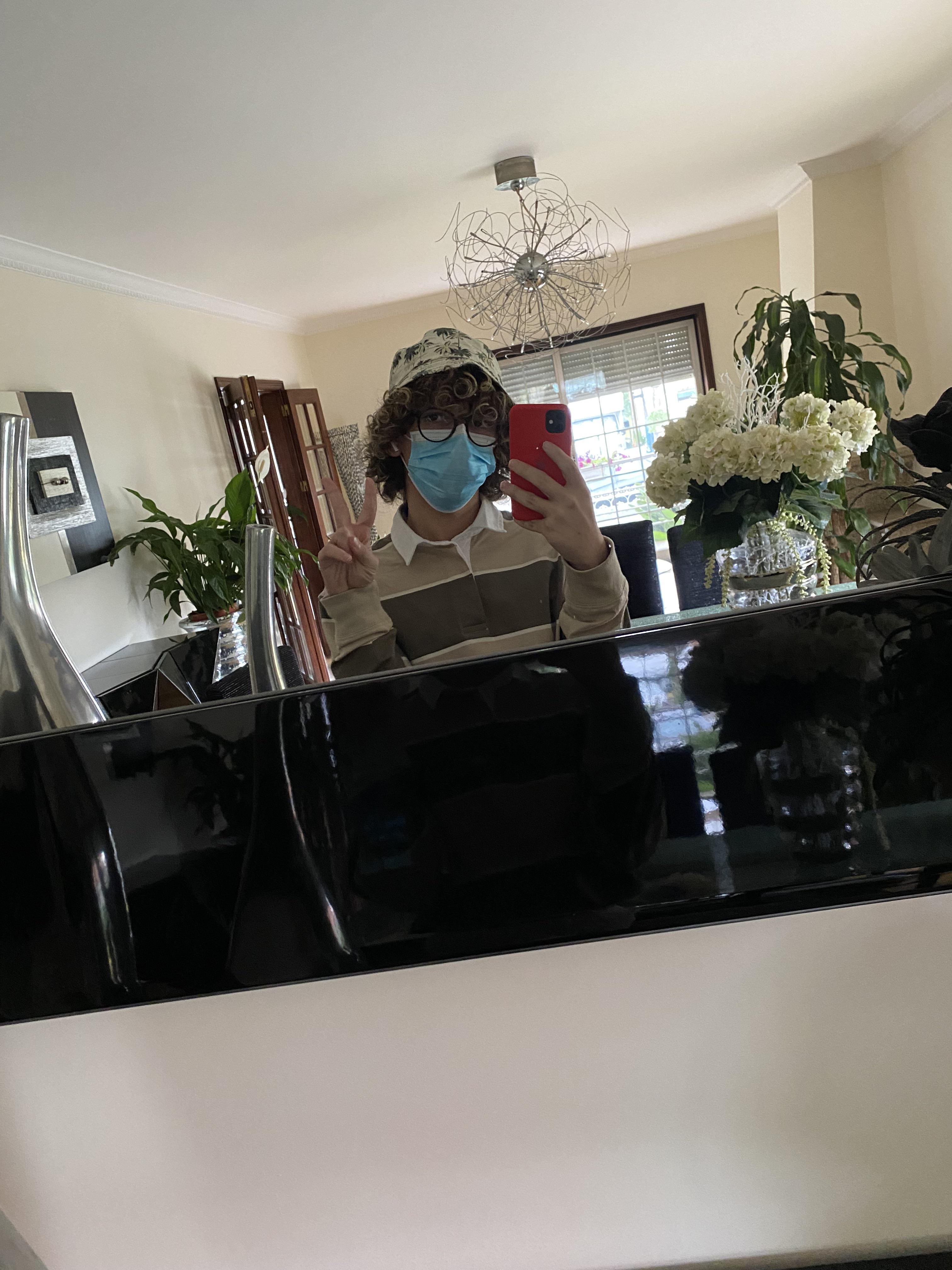 heyo evewyone | Scrolller