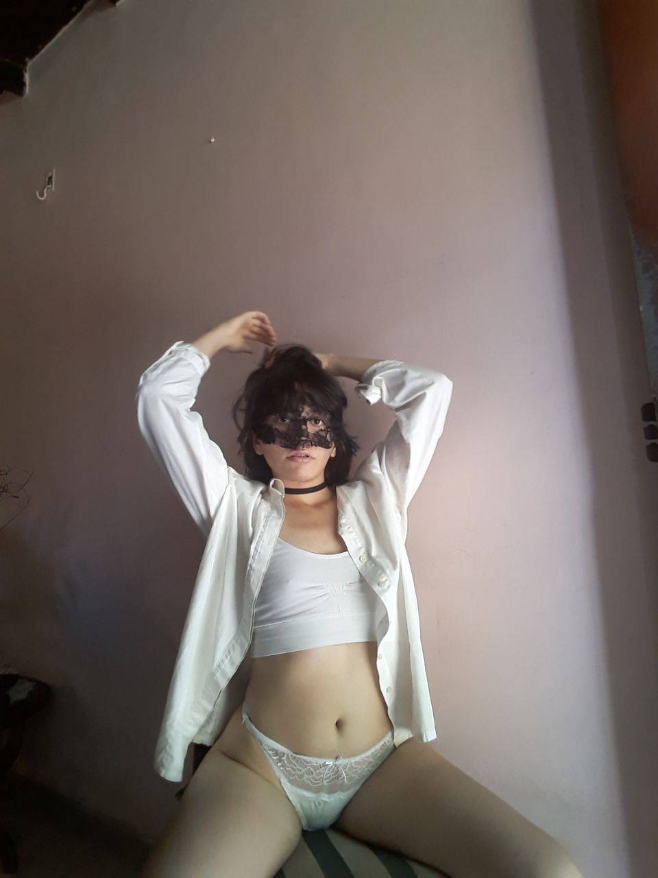 Hi, I like to wear shirts that don't fit too big, I feel protected 🥰🥰 | Scrolller