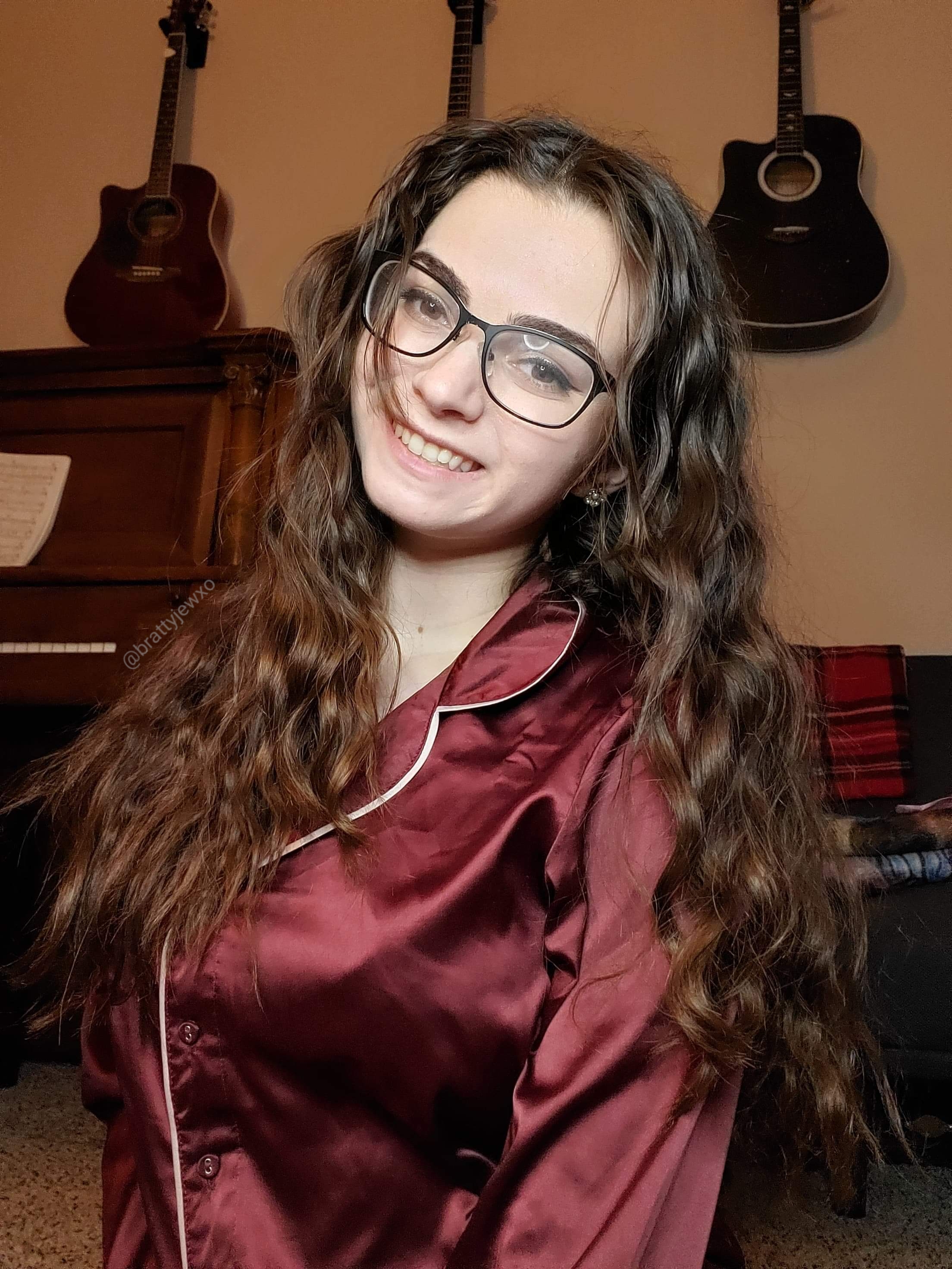 Hi! I'm Davina | Scrolller