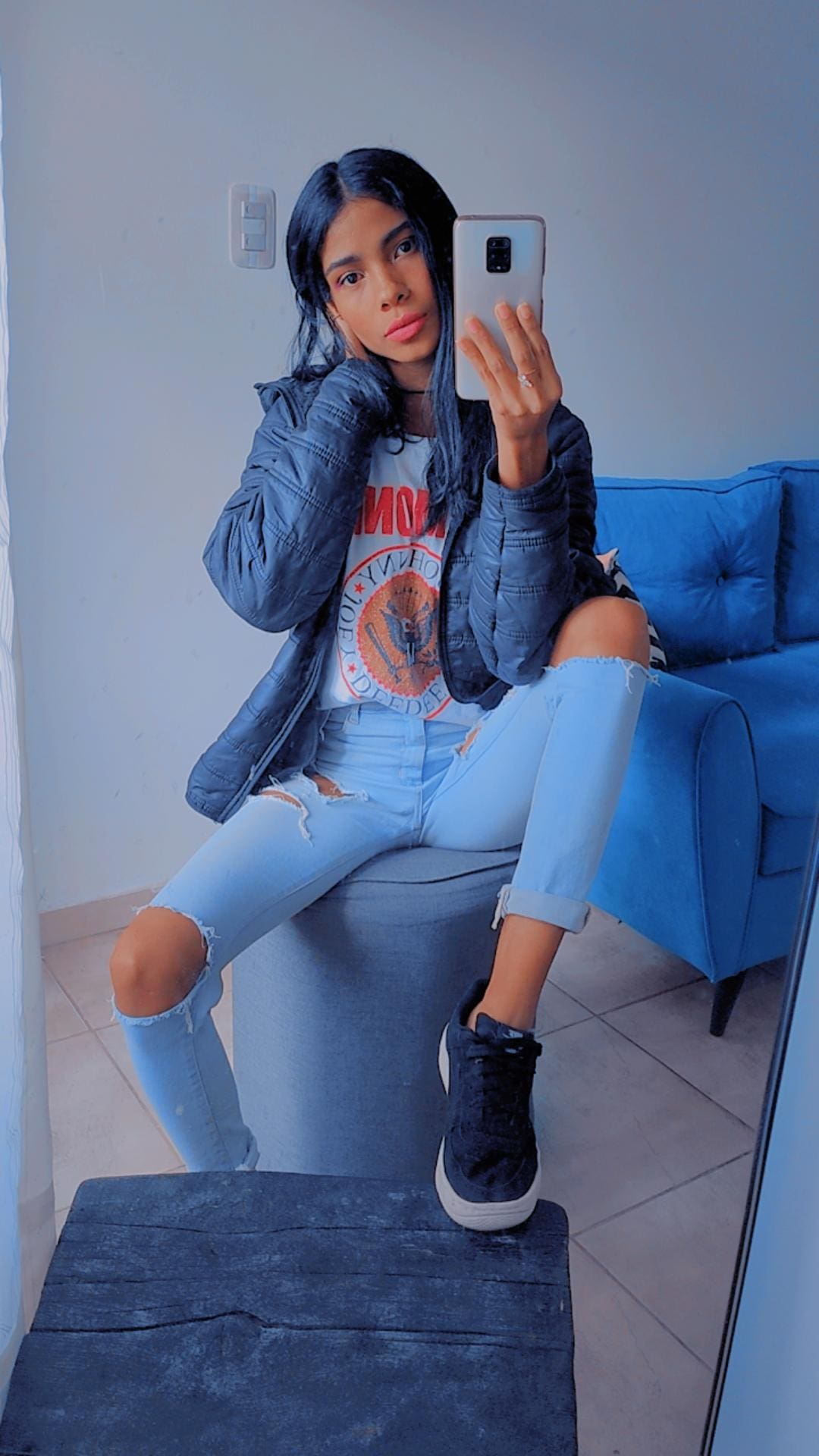 Hi there | Scrolller