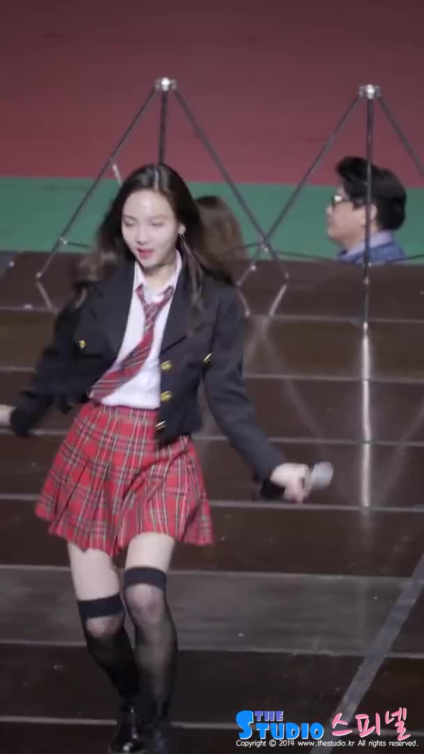 High energy 🐰 | Scrolller