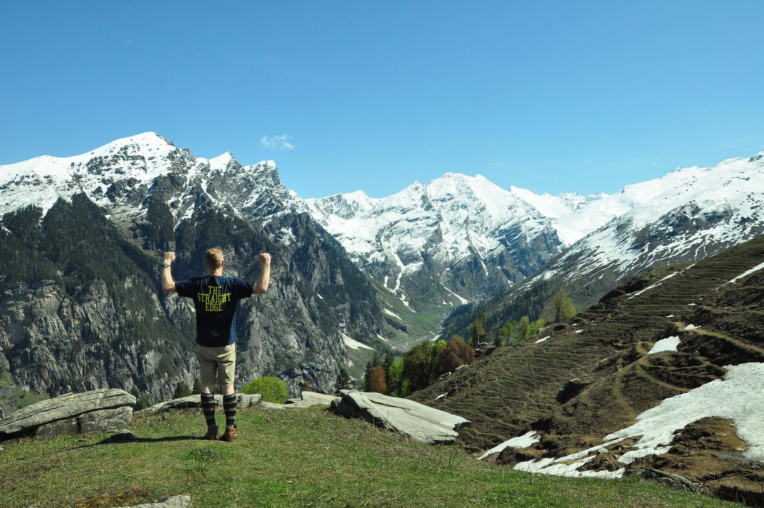 Himalayan Straight Edge | Scrolller