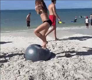 HMC While I jump on this beach ball. | Scrolller