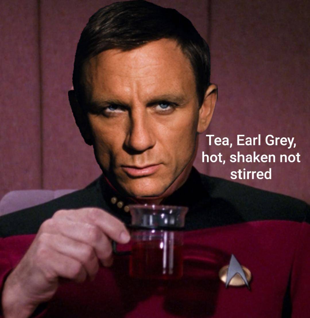 Hmm, something seems off here | Scrolller