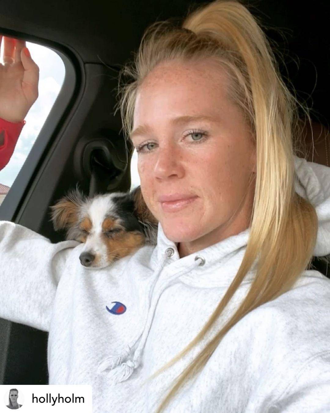 Holly Holm and her dog River | Scrolller