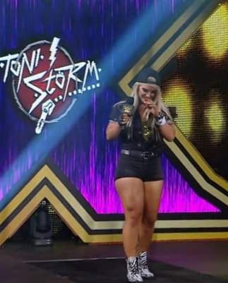 Holy fuck Toni 💦💦💦 | Scrolller