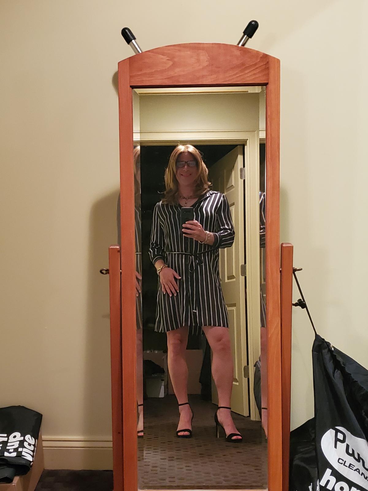 Home Alone...so happy | Scrolller