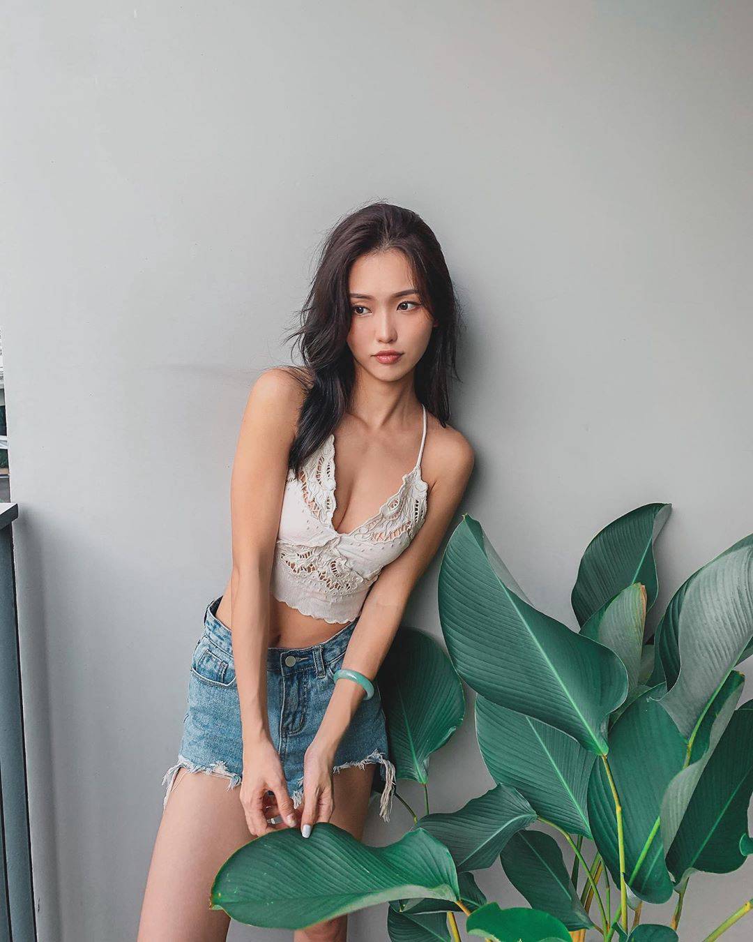 Home jungle | Scrolller