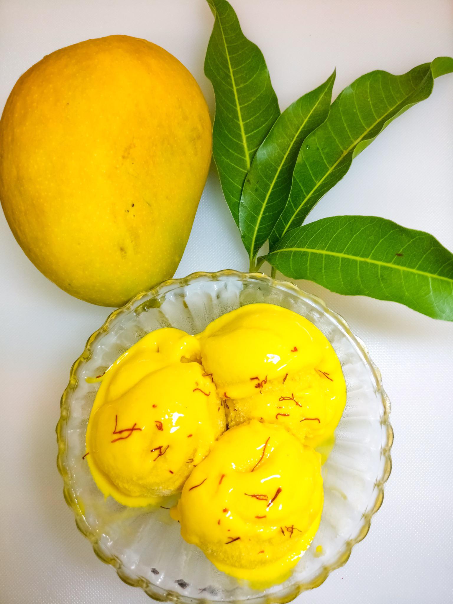 [homemade] All natural Alfonso Mango Ice Cream | Scrolller