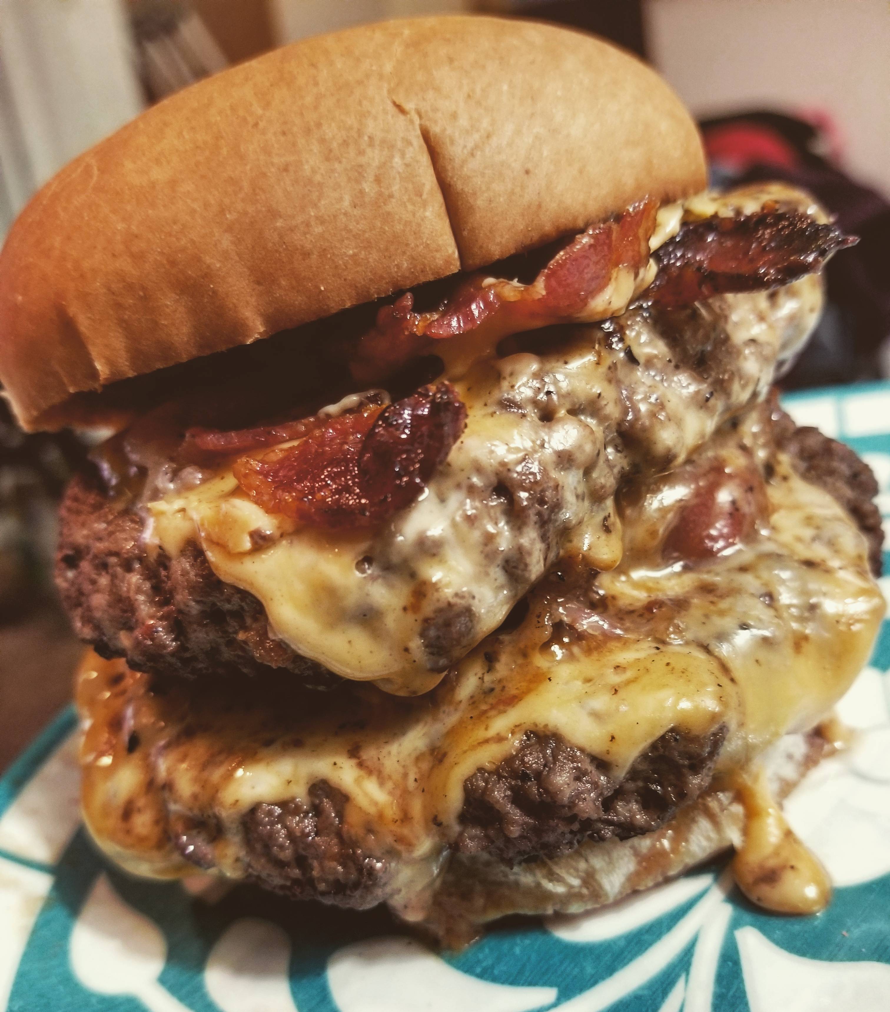 Homemade baconator aka leaning tower of cheeza [OC][3024x3438] | Scrolller