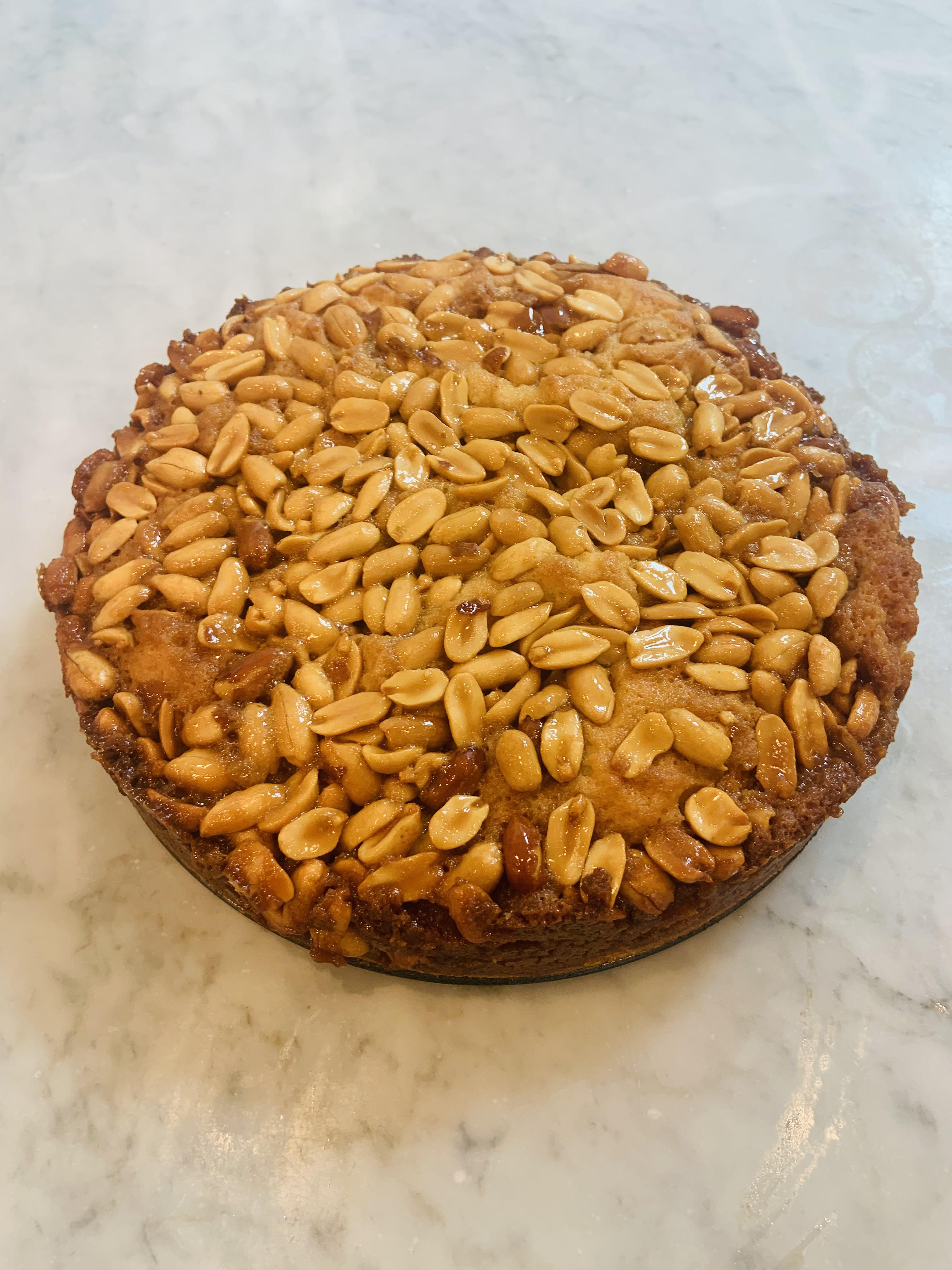 [Homemade] Caramelized Peanut Cake. | Scrolller