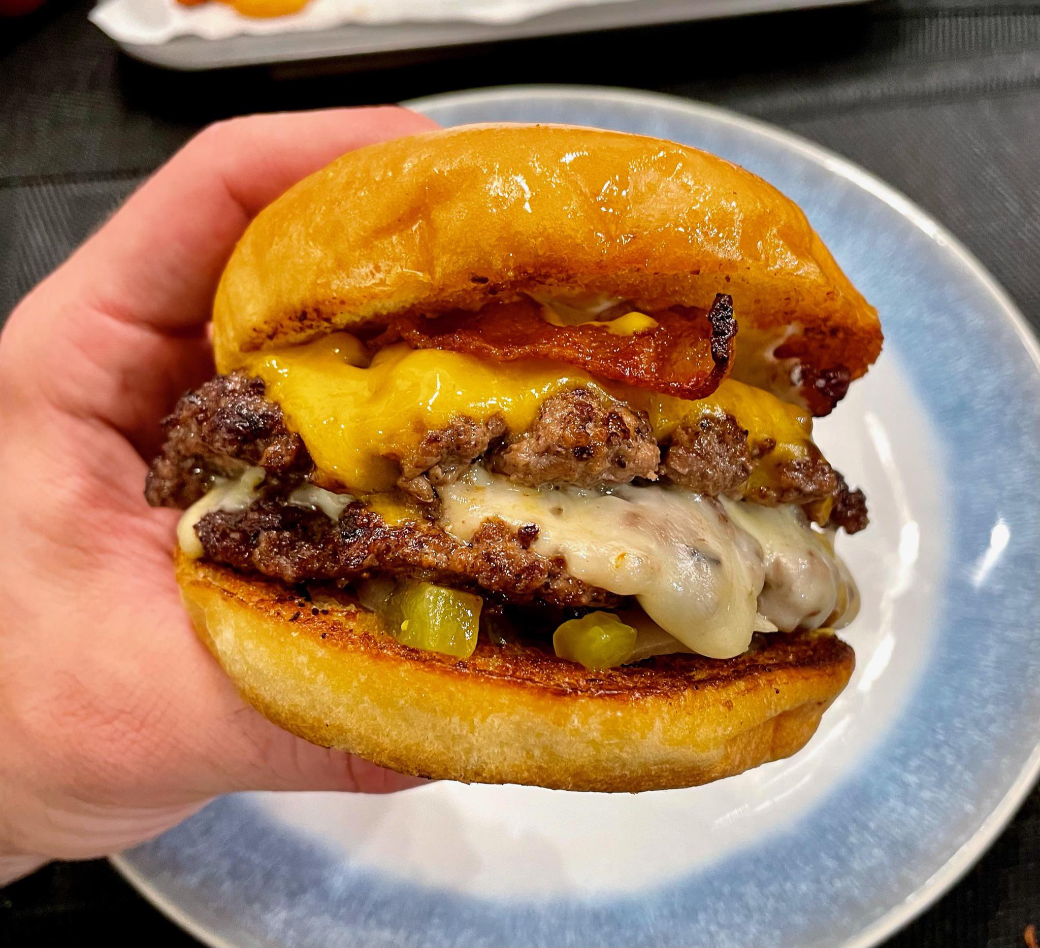 [Homemade] Double Bacon Cheese Smash Burger | Scrolller