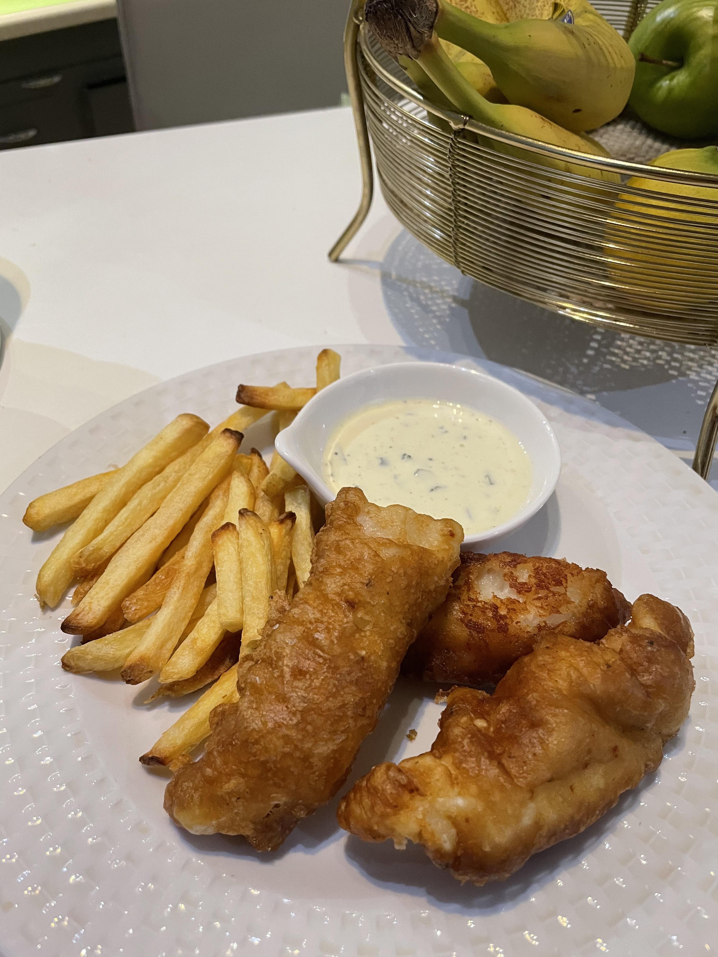 [HOMEMADE] fish n’ chips, innit | Scrolller