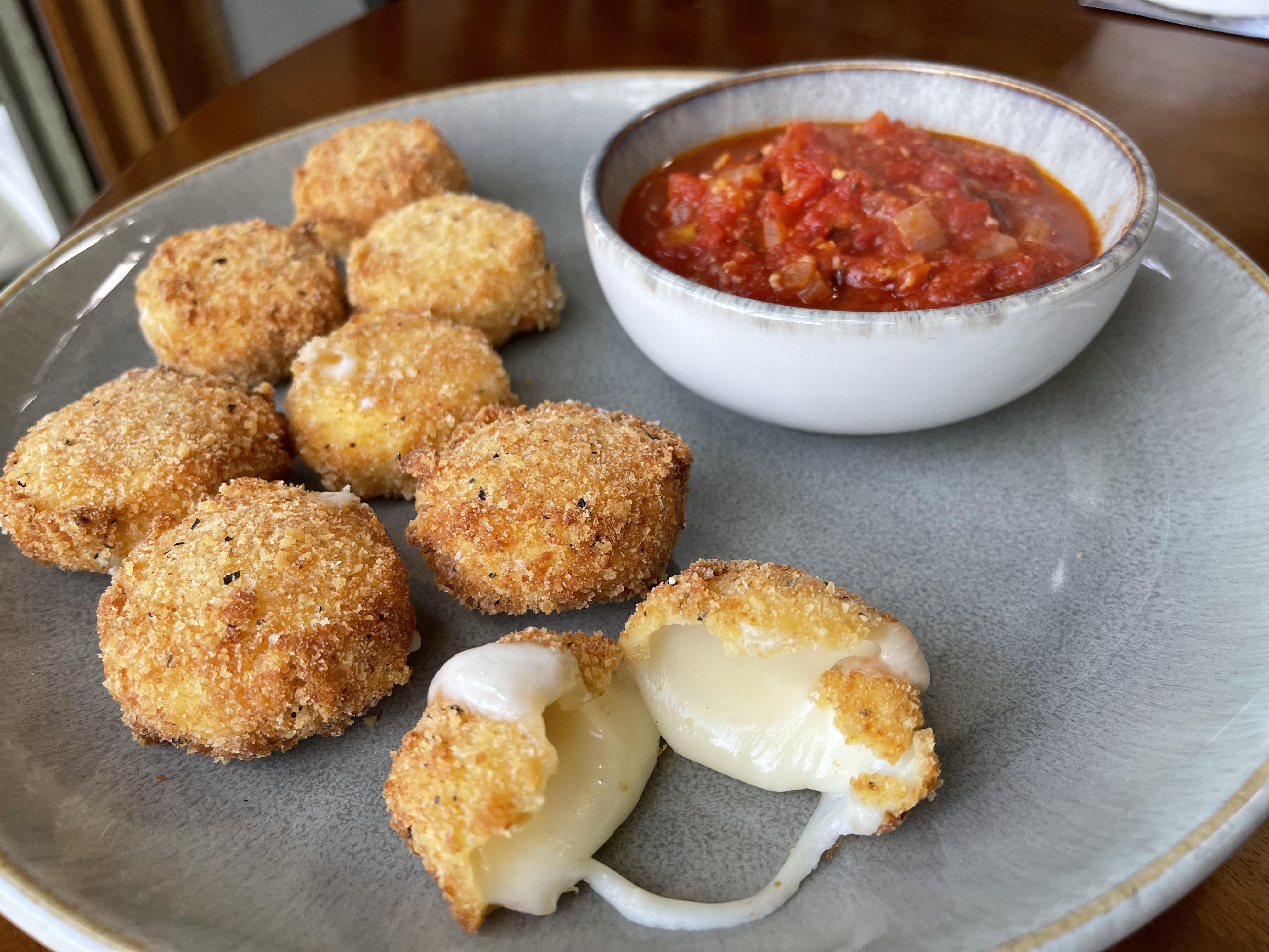 [Homemade] Fried Babybell Cheese w/ Marinara | Scrolller