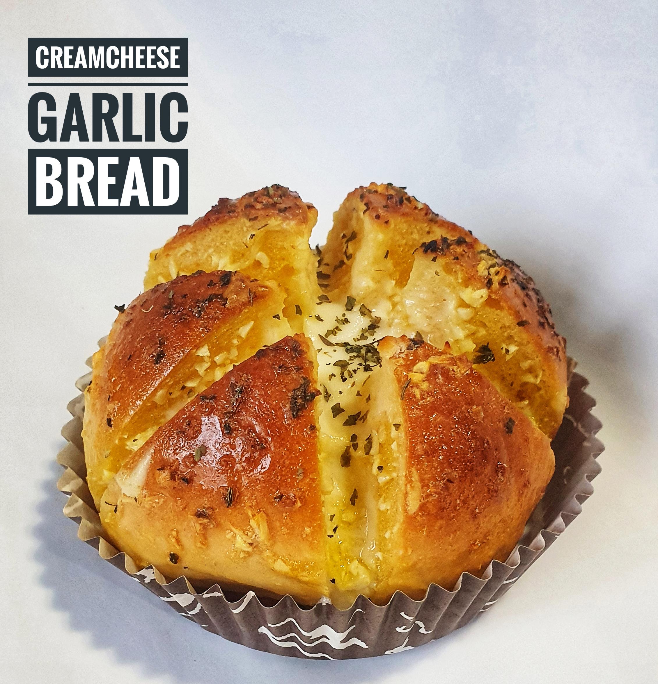 Homemade Korean Cream Cheese Garlic Bread | Scrolller