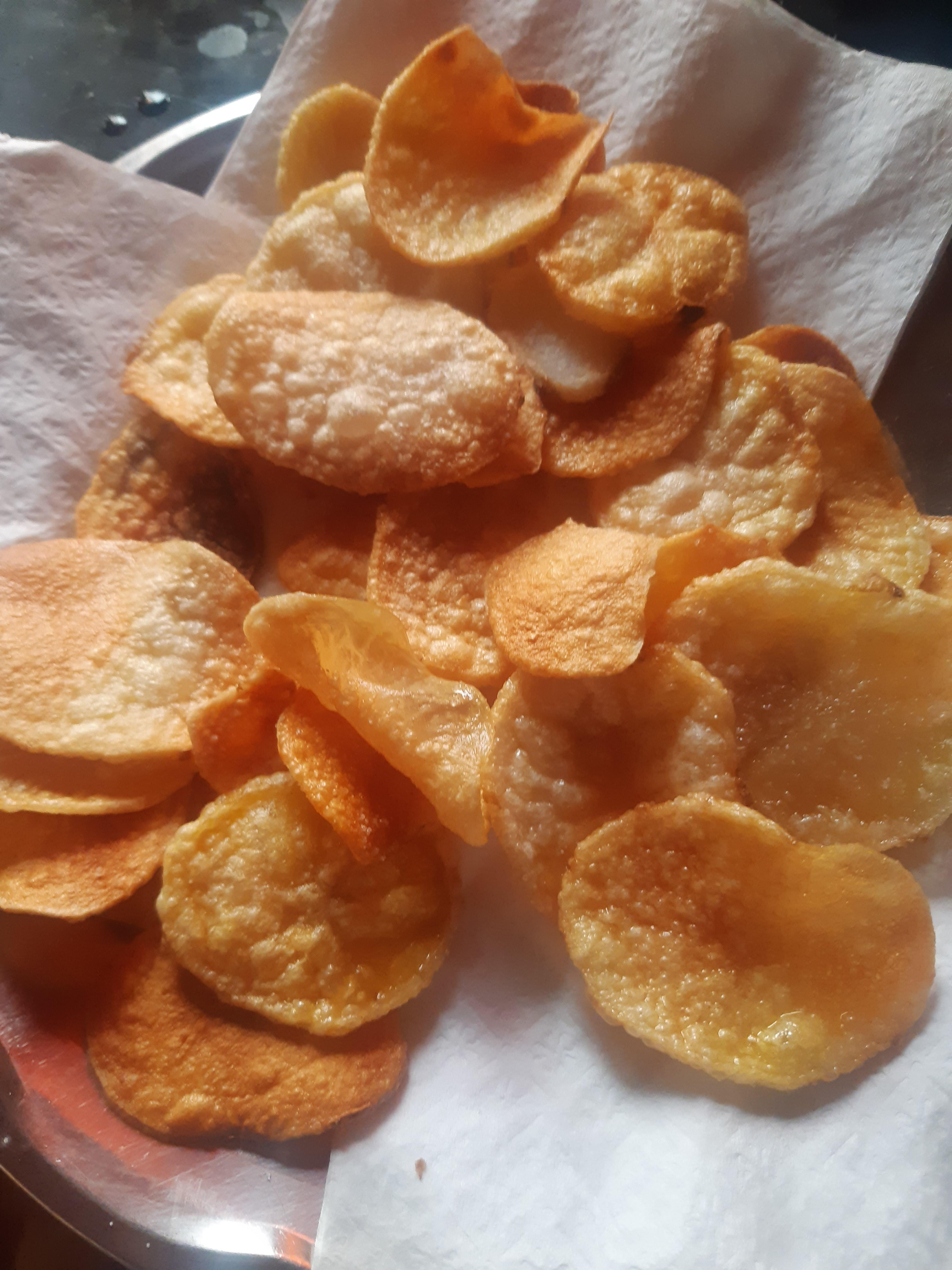 Homemade potato chips! | Scrolller