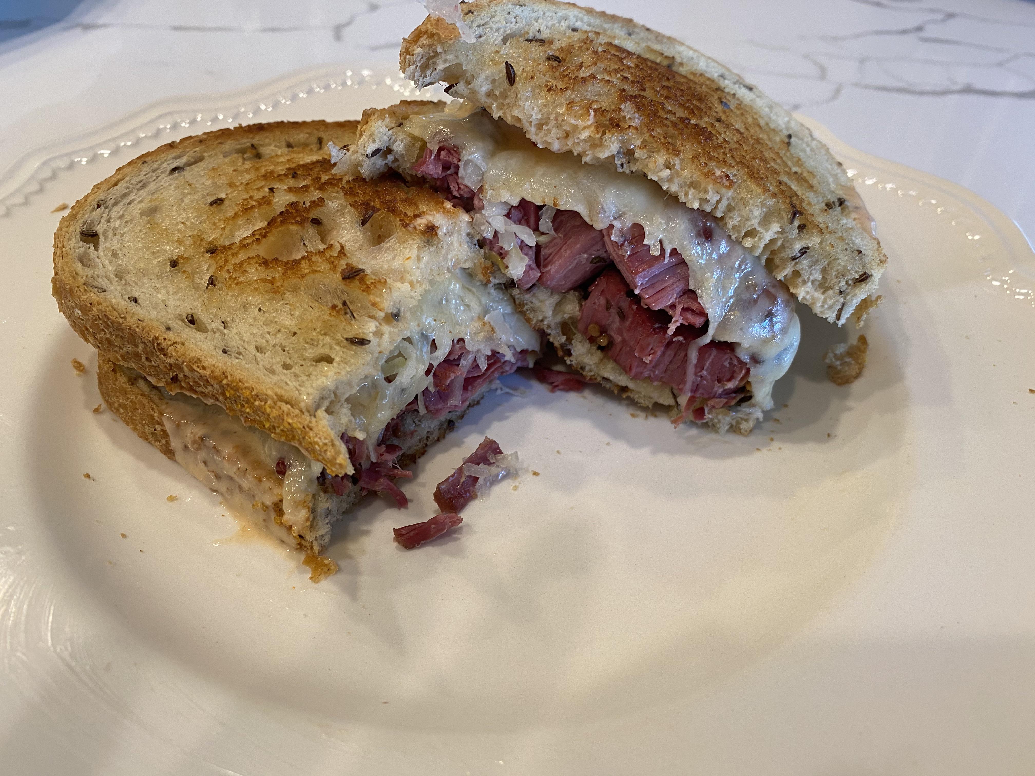 Homemade Reuben | Scrolller