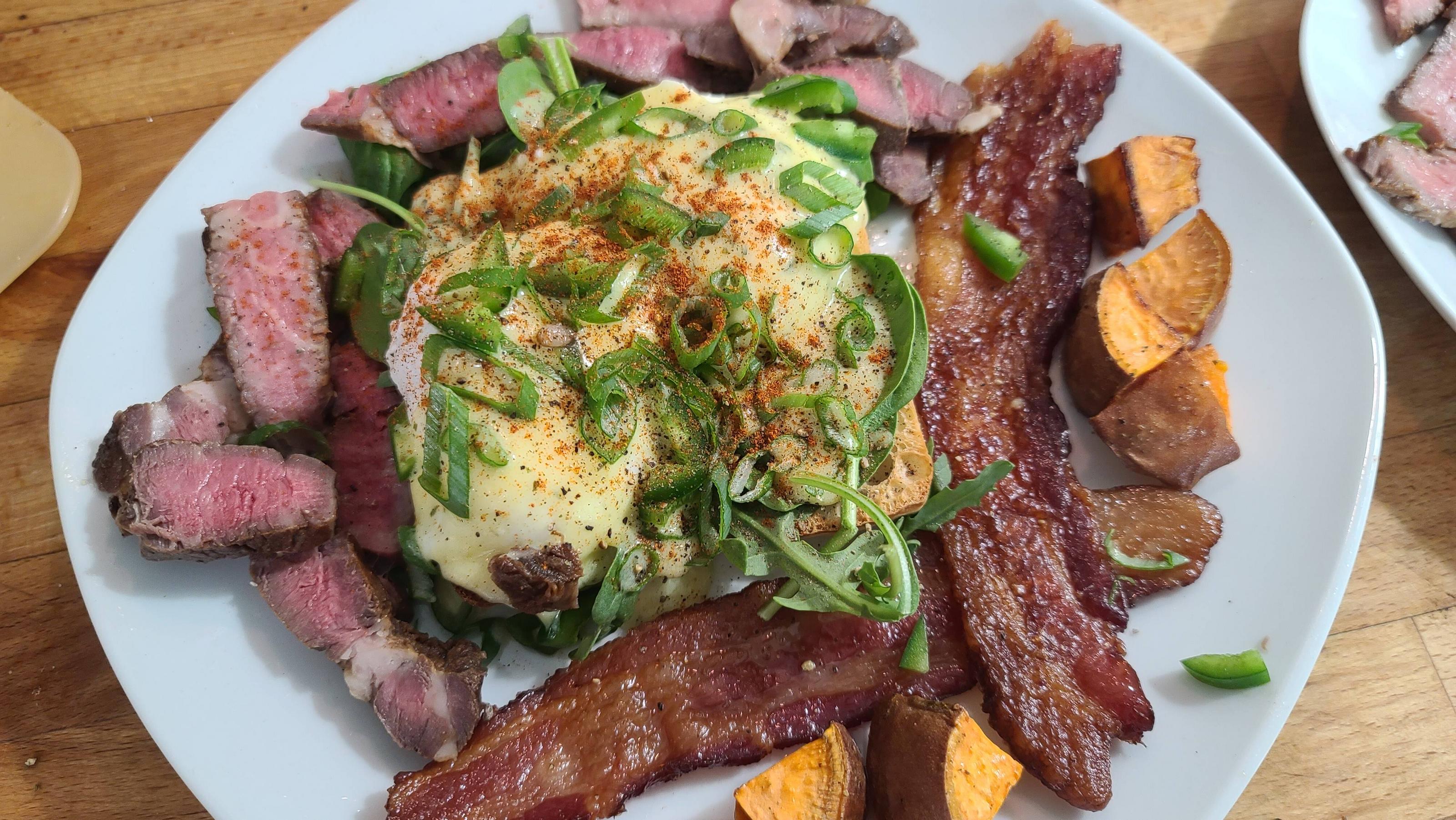 [Homemade] steak n eggs benedict | Scrolller