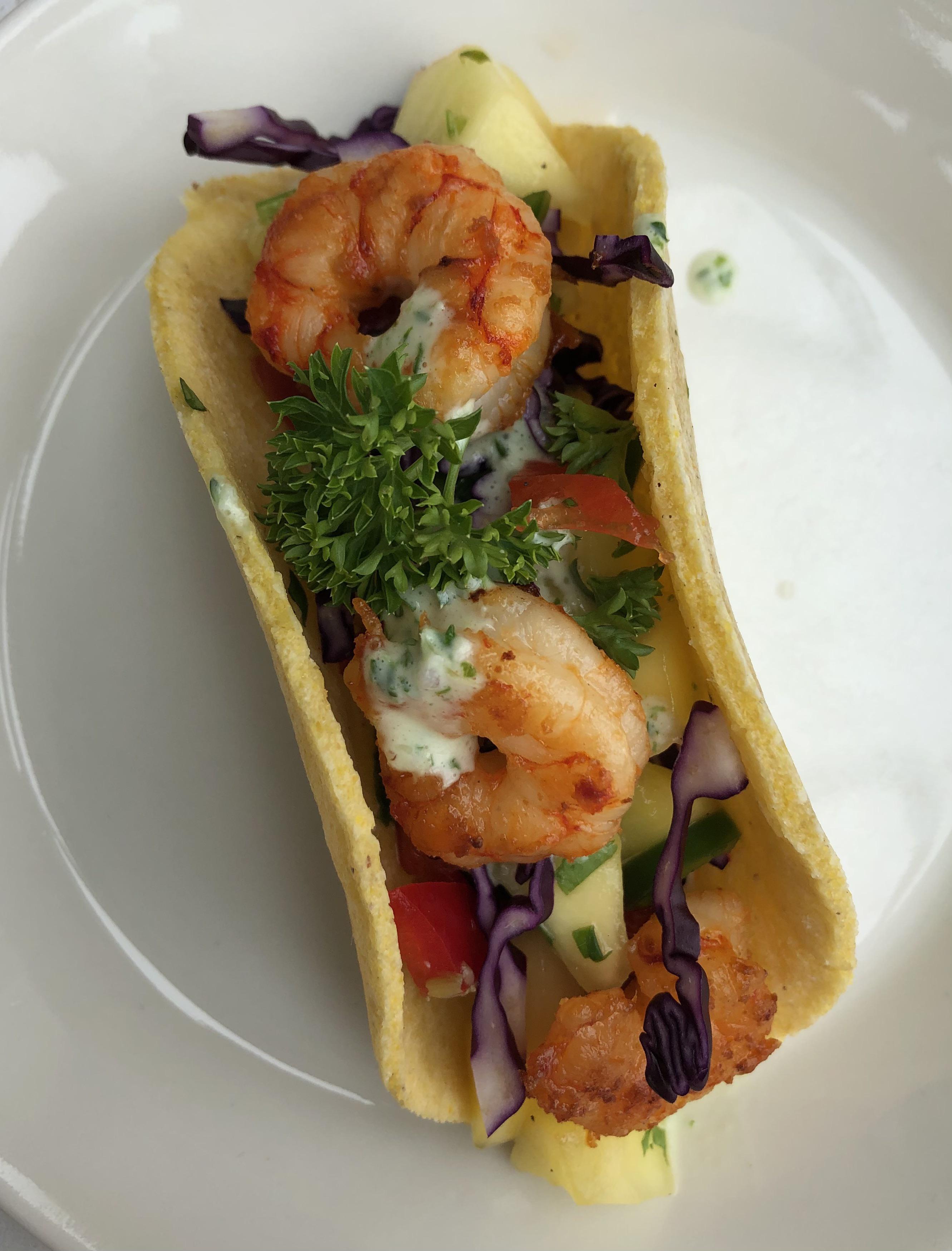 [homemade] Tacos with shrimps and mango salad | Scrolller