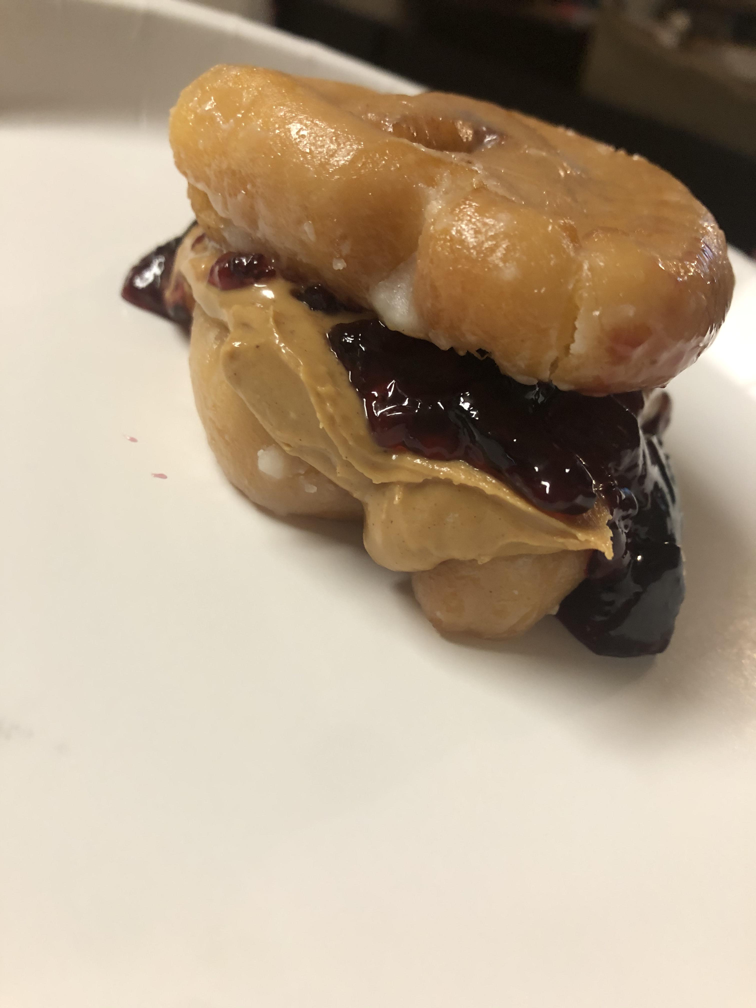 Honey bun pb&j | Scrolller