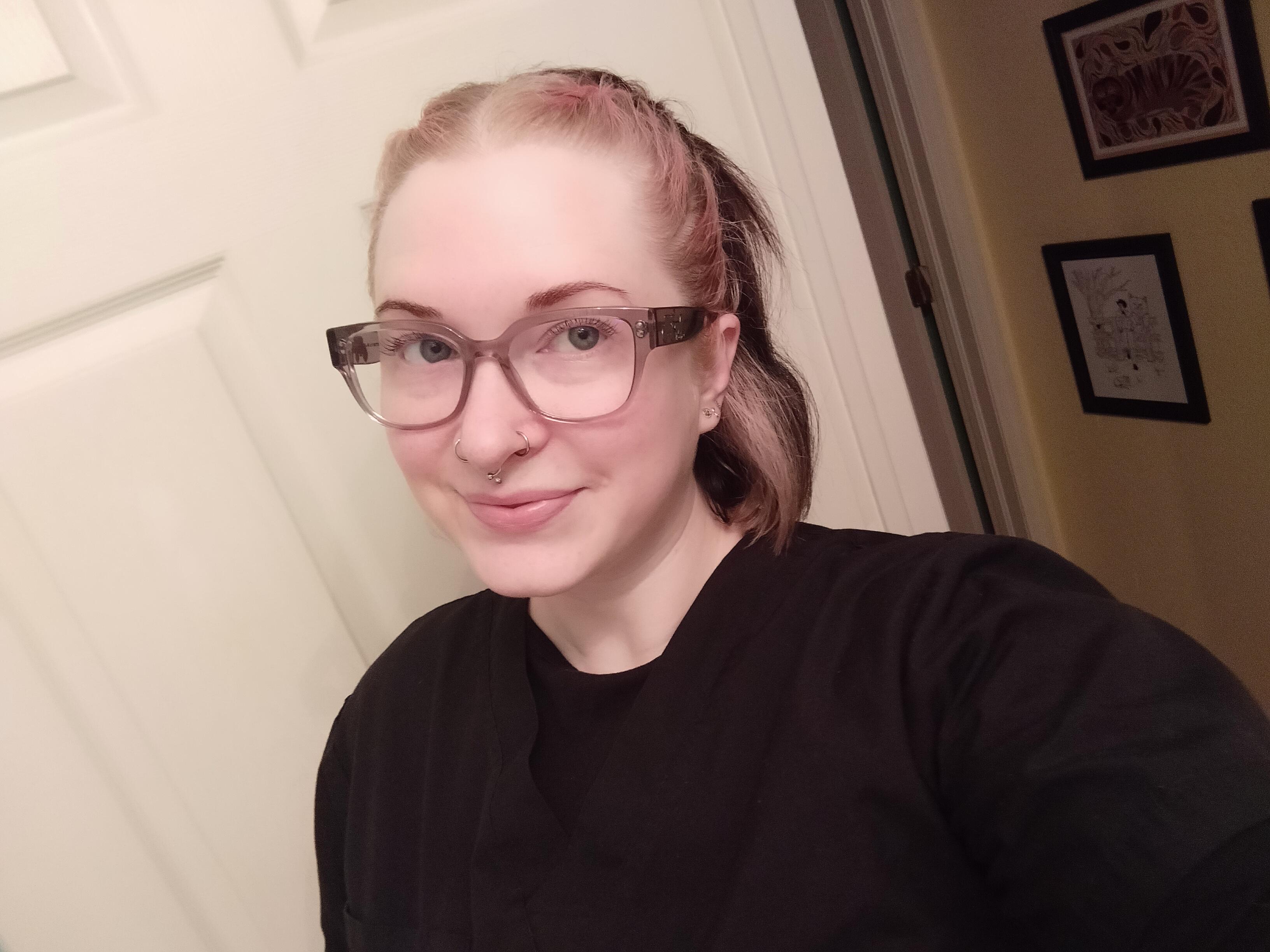 Hope you have a good work week! 🤓 | Scrolller