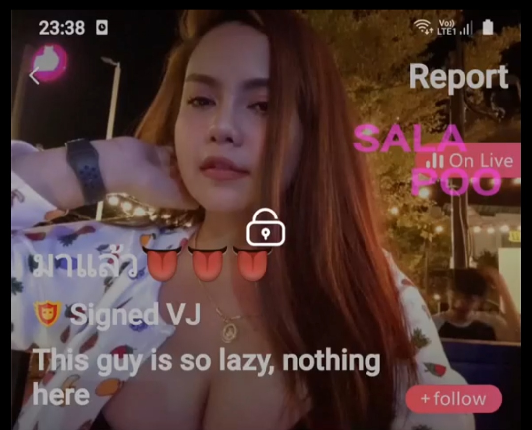 Hot Busty Babe 🔥🔥🔥🔥🔥 Scrolller