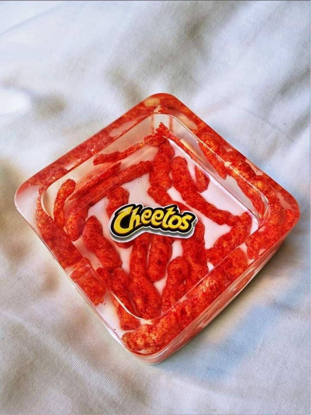Hot Cheetos Ash Tray | Scrolller