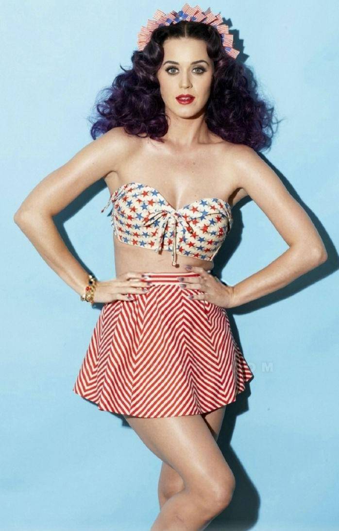 Hot in Parade Magazine | Scrolller