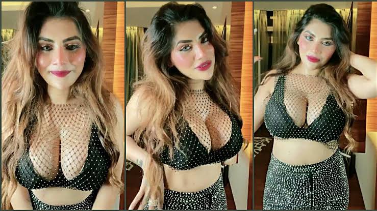 Hot indian cam model RIVIKA MANI Live. ( Vid link in your) 🔥🔥🔥🔥 | Scrolller