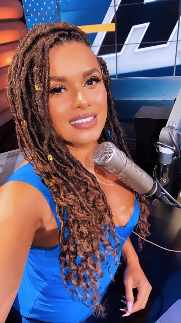 Hot Joy Friday 💙💙💙💙💙 | Scrolller