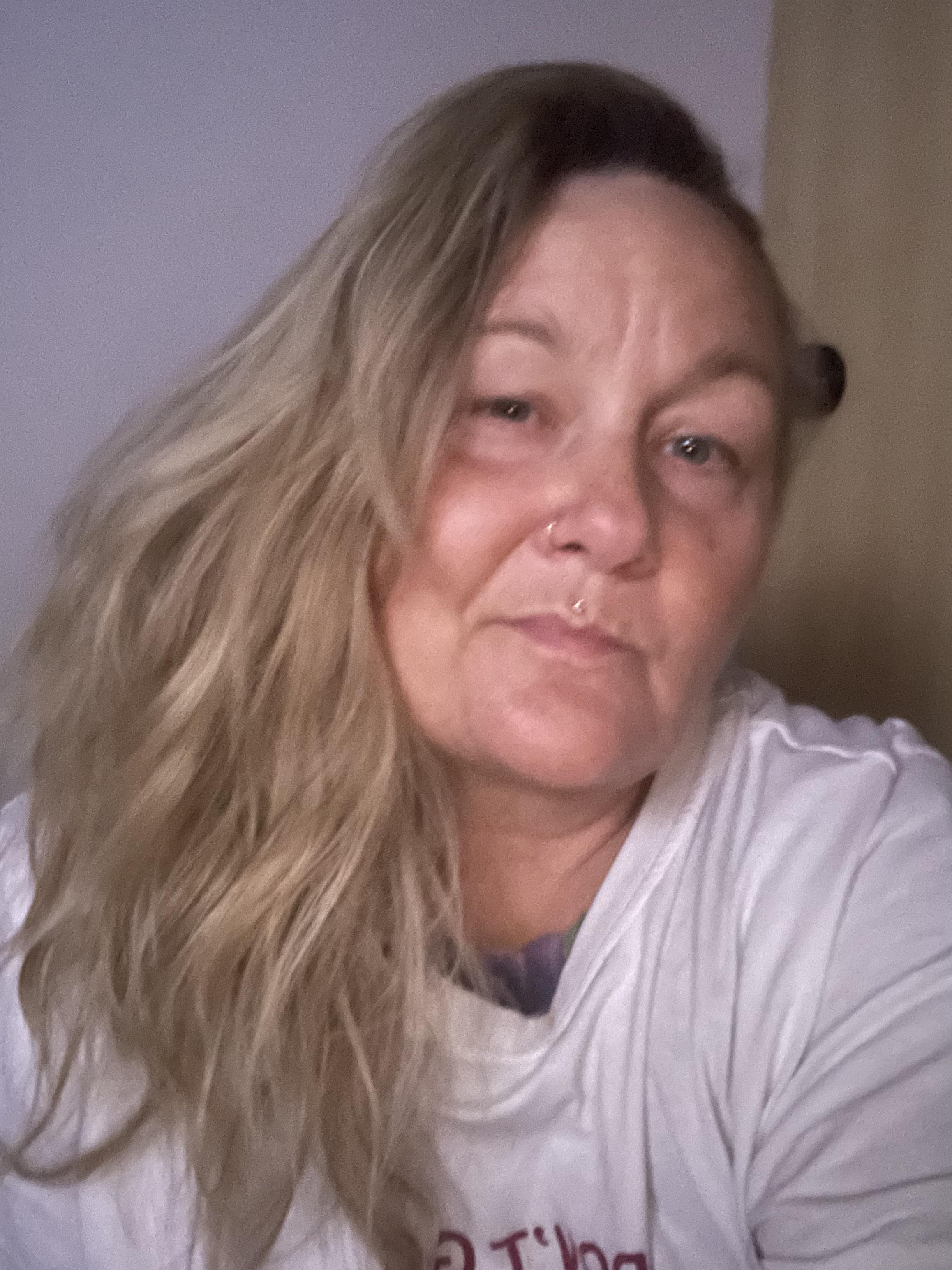 Hot, owning 53 | Scrolller