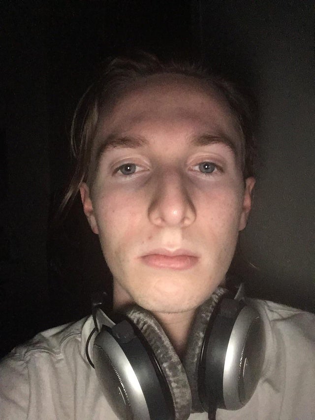 how do i fix this | Scrolller