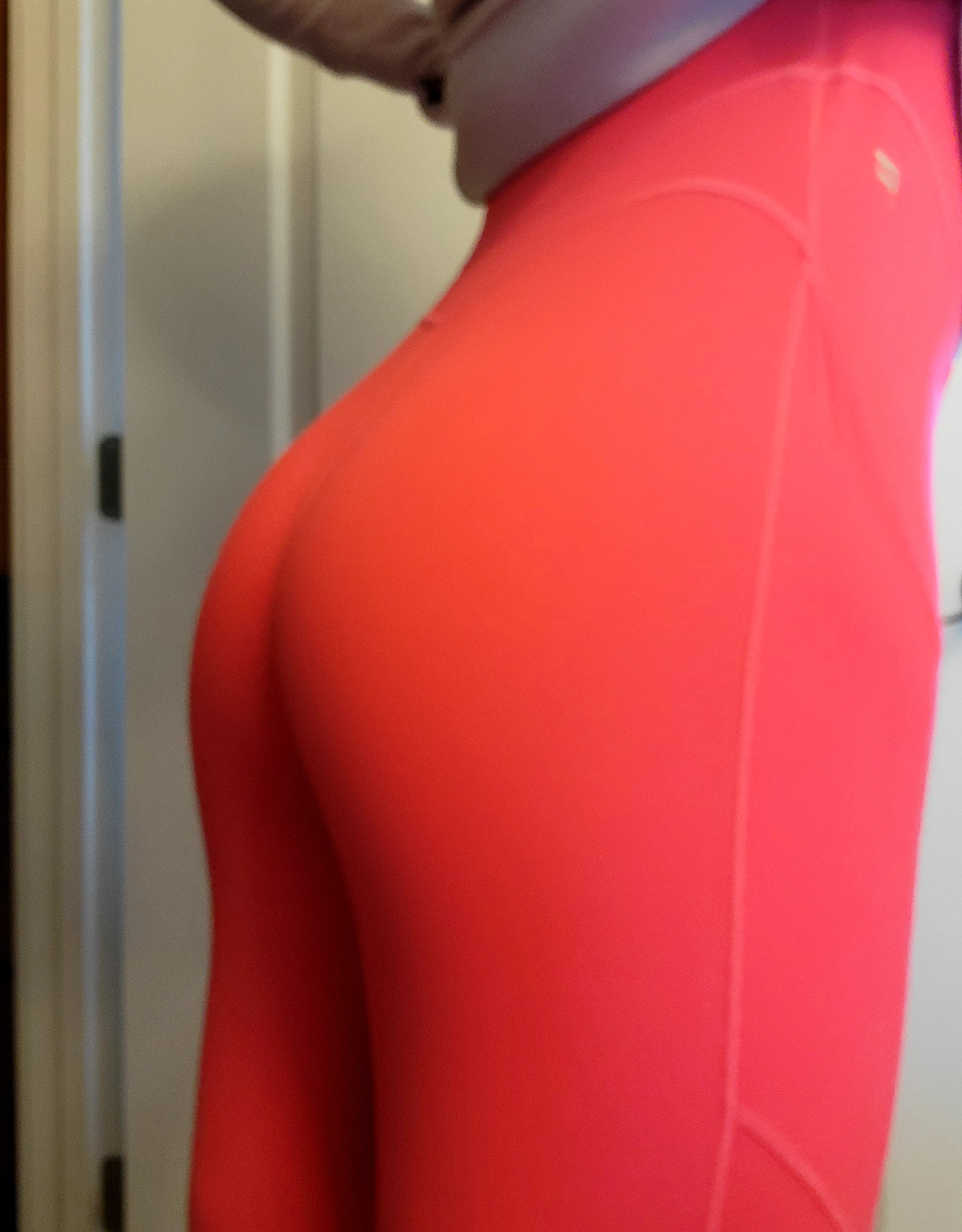 How do I get the booty gains... I'm so small | Scrolller