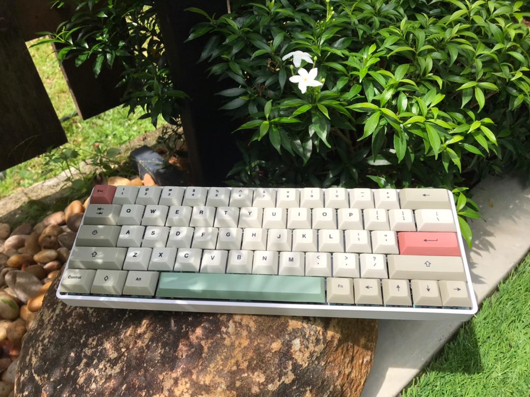 How does it look? For a first keeb | Scrolller