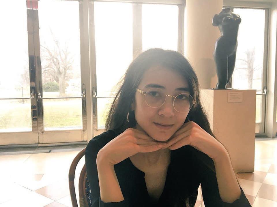 Innocent and sweet | Scrolller