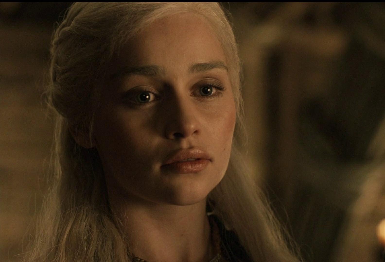 How Roughly Would You Facefuck Emilia Clarke Scrolller