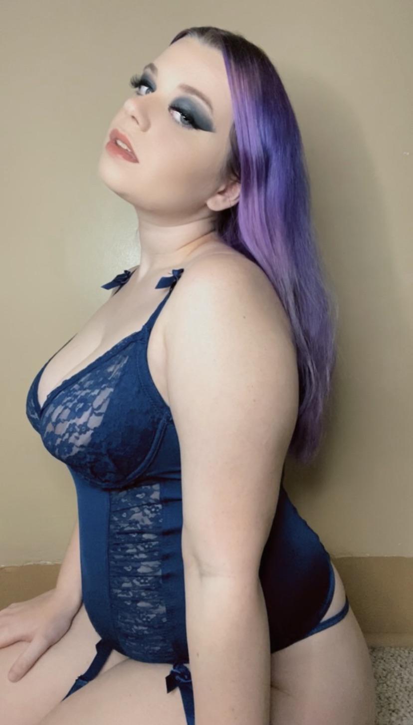 How’s my side profile? | Scrolller