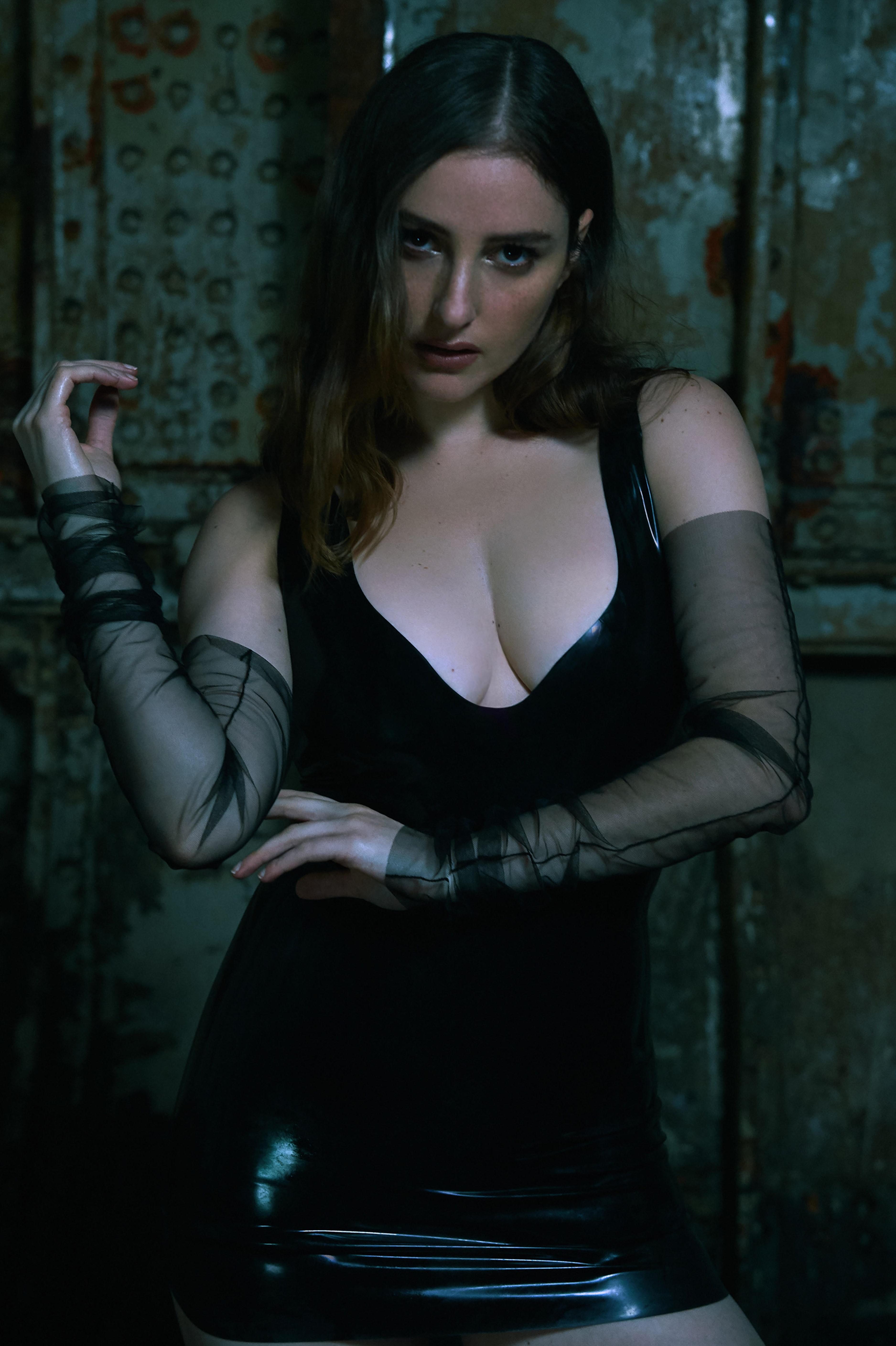 How should we fuck Jillian Banks? | Scrolller