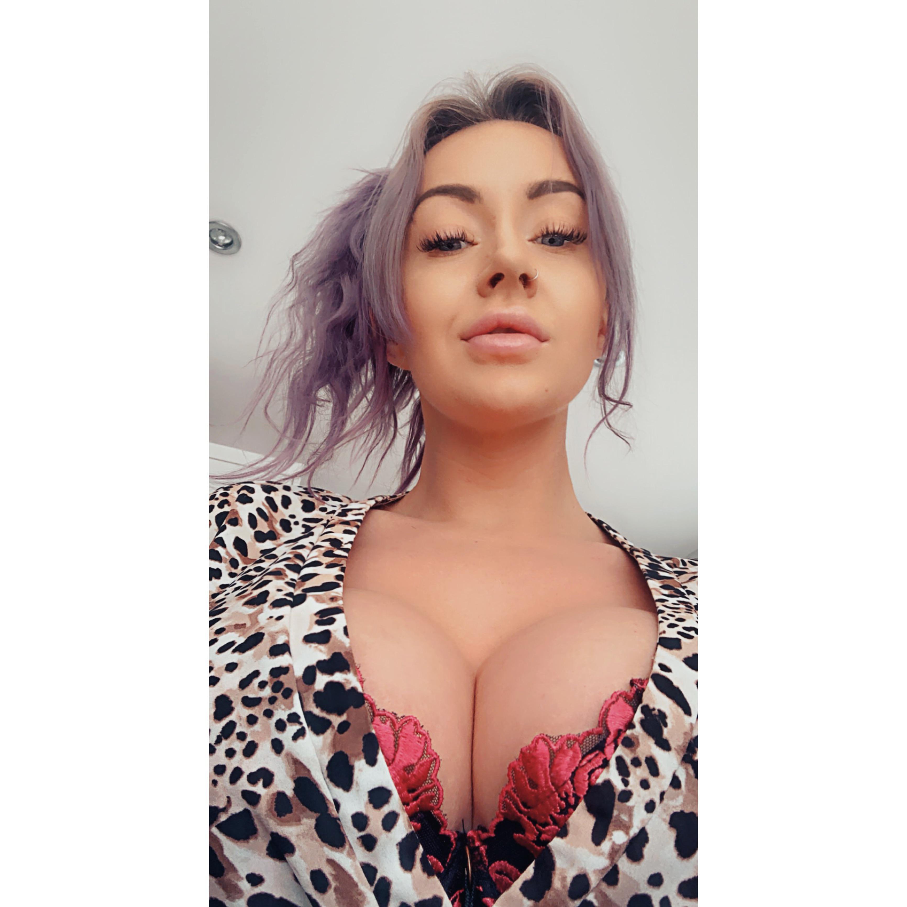 Hows the view from down there daddy | Scrolller