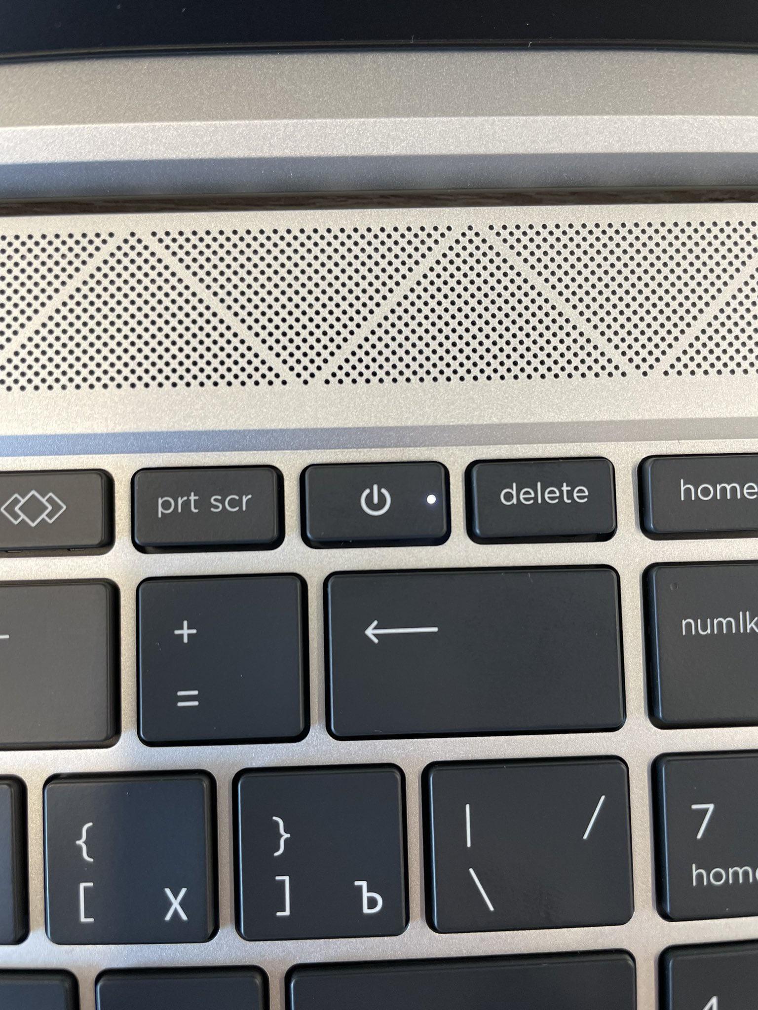 HP laptop | Scrolller