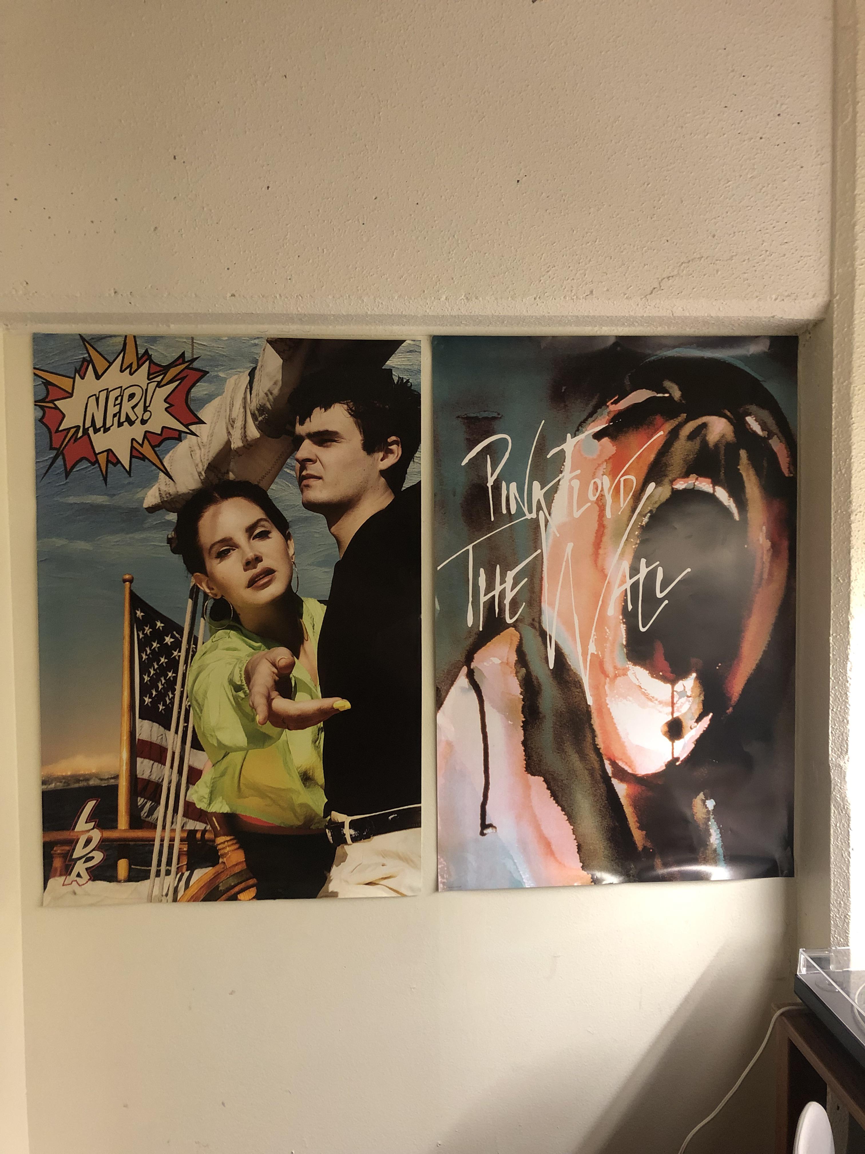 Hung up Ma and friends in my dorm room | Scrolller