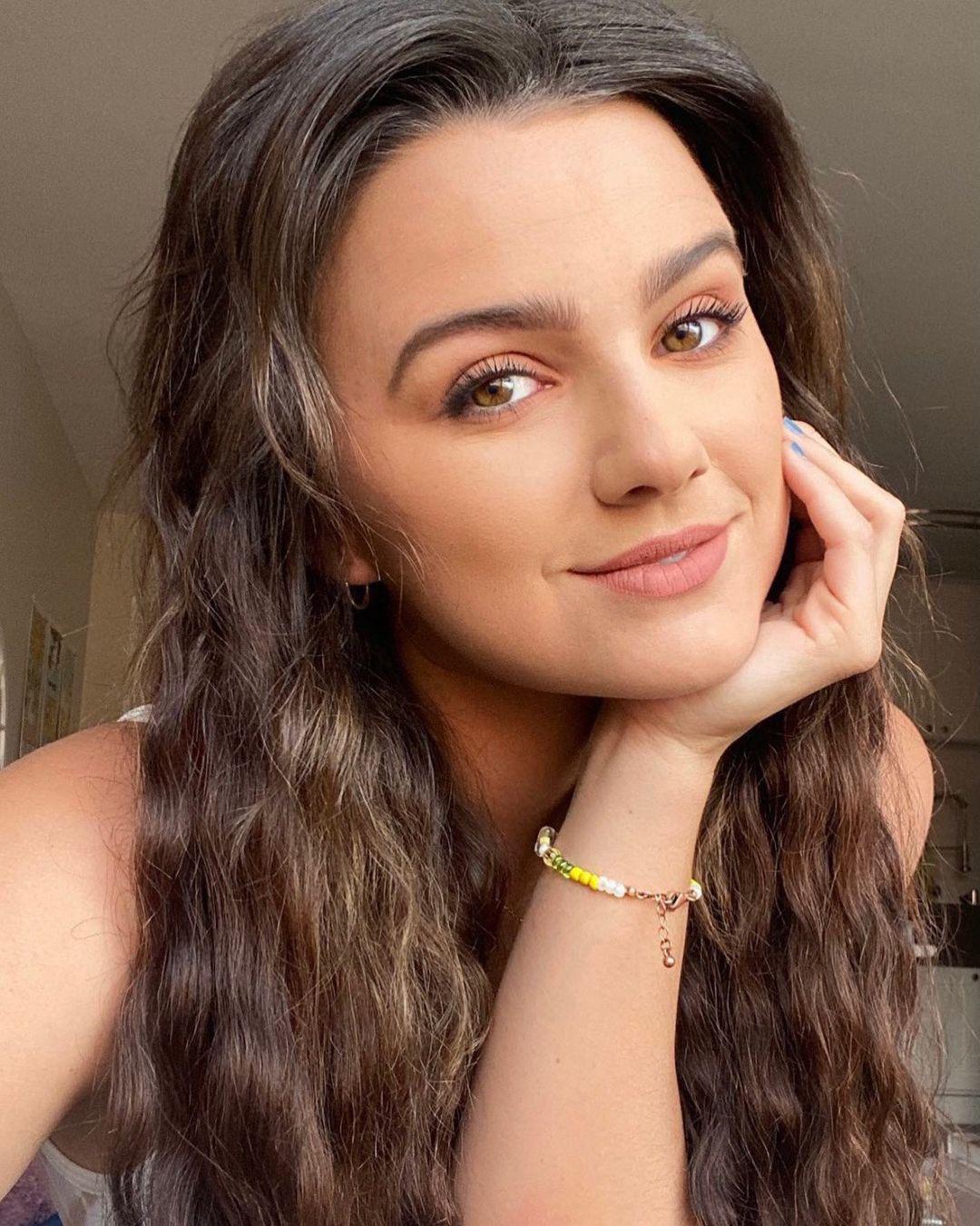 Hunter Deno [Amelia, Dino Fury] | Scrolller