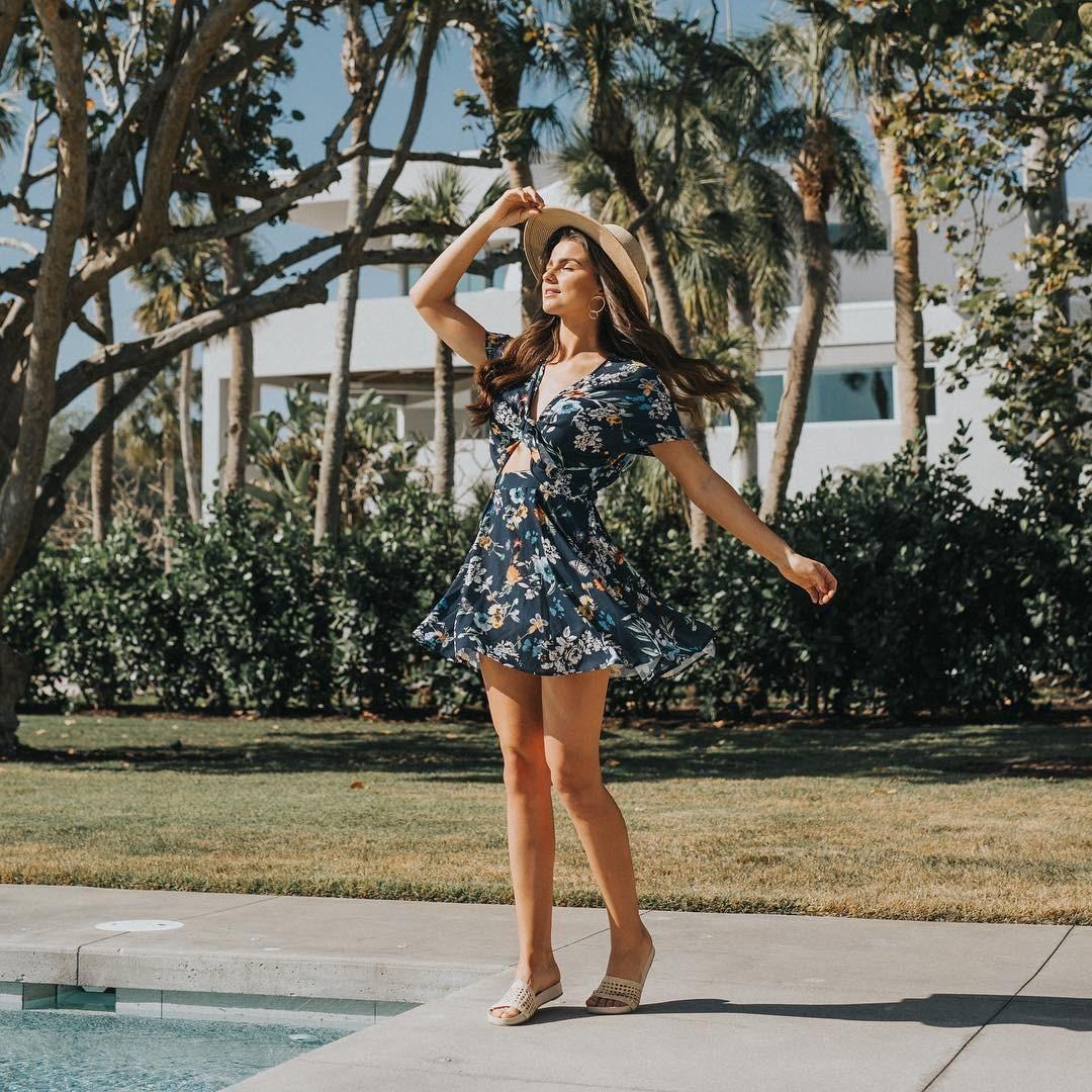 Hunter Deno [Amelia, Dino Fury] | Scrolller