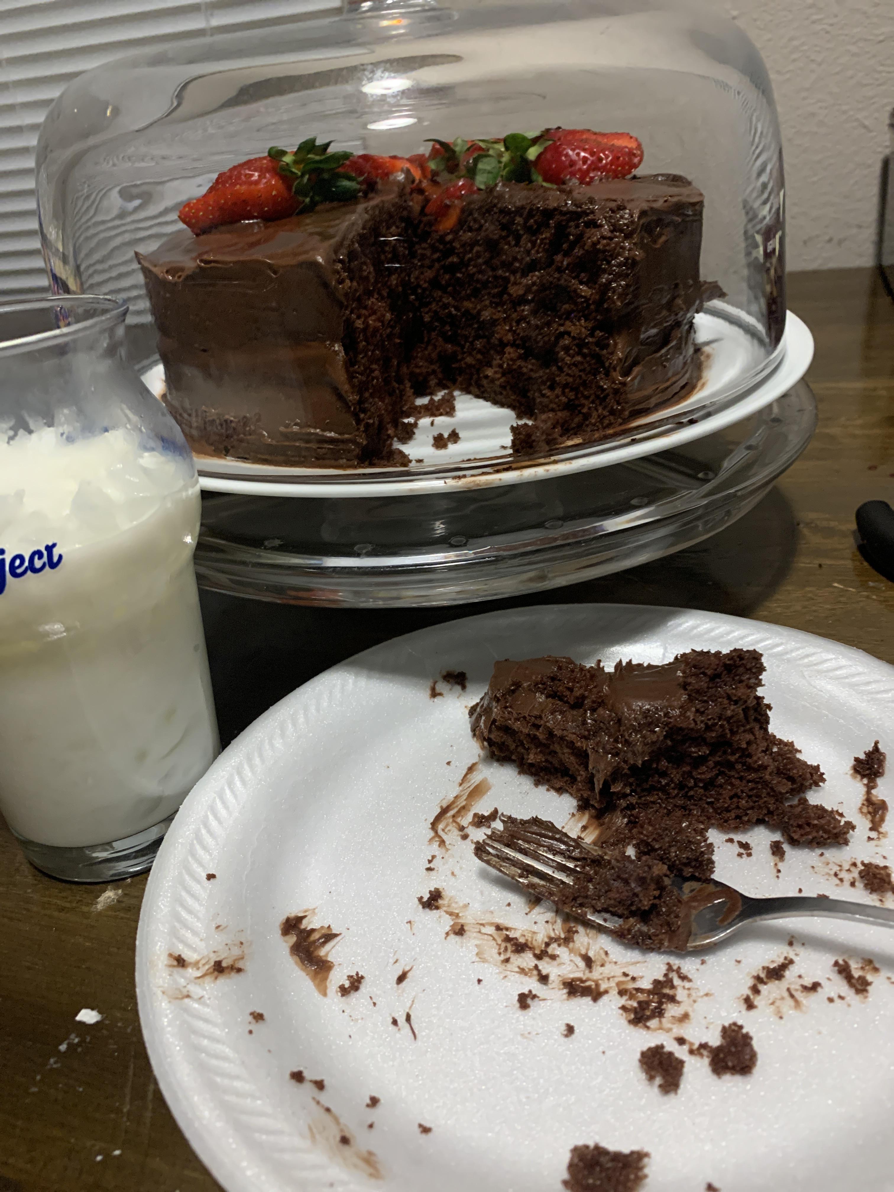 I ate box cake | Scrolller