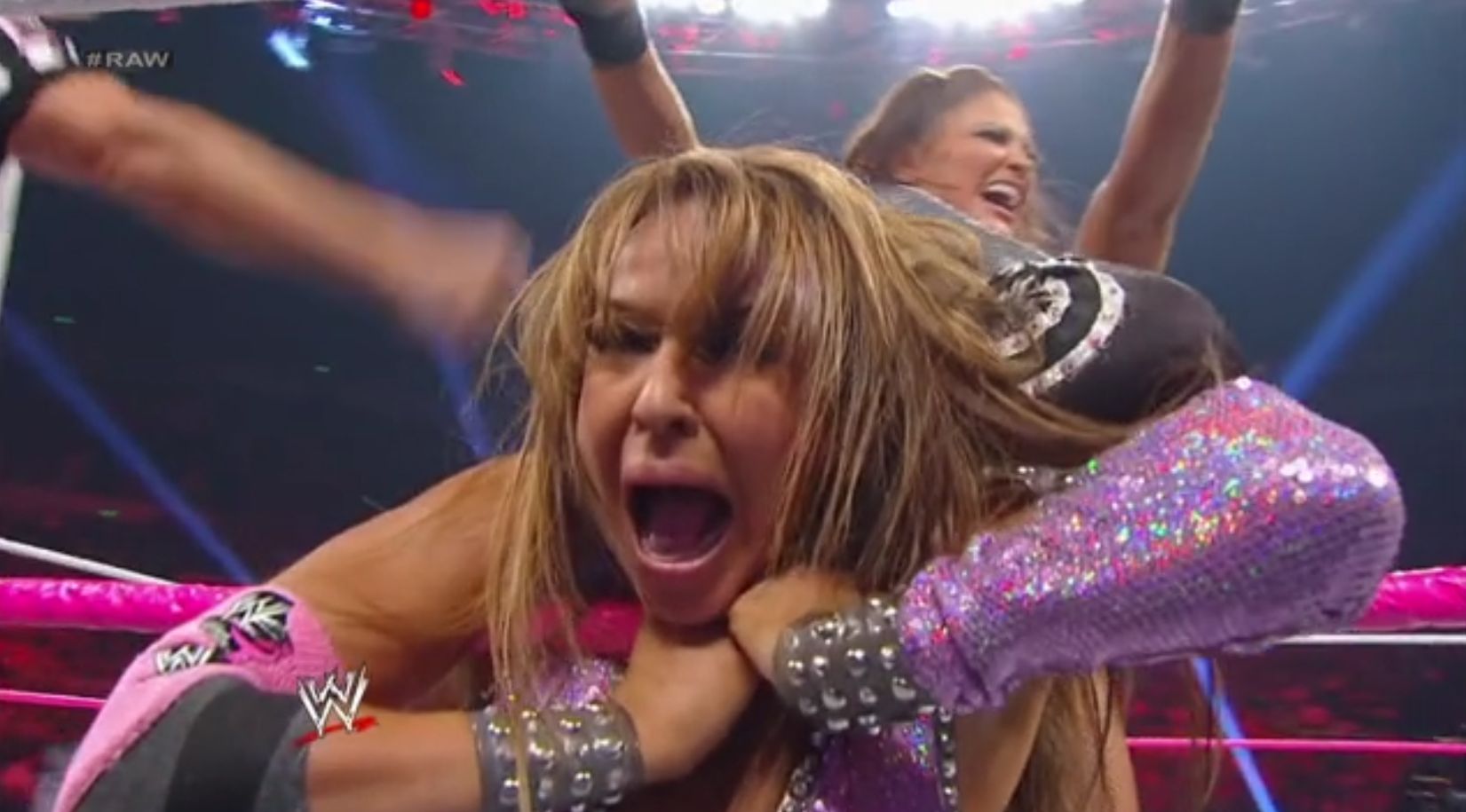 Eve Torres making sure we all see Layla's 'pretty' face | Scrolller