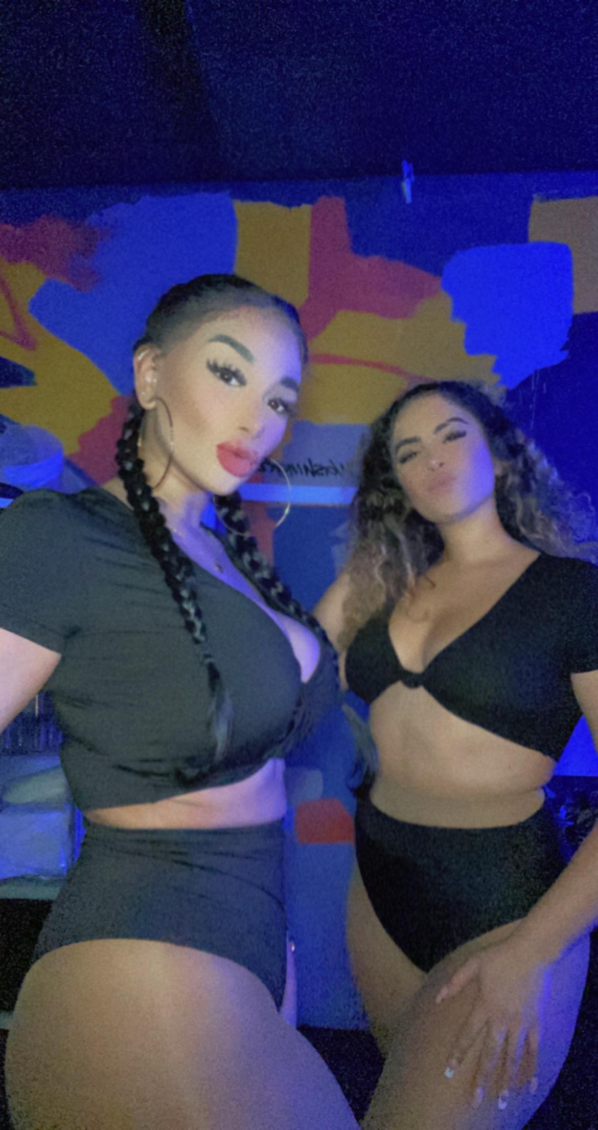 I braid my hair so it's easier for you to pull 😈 | Scrolller