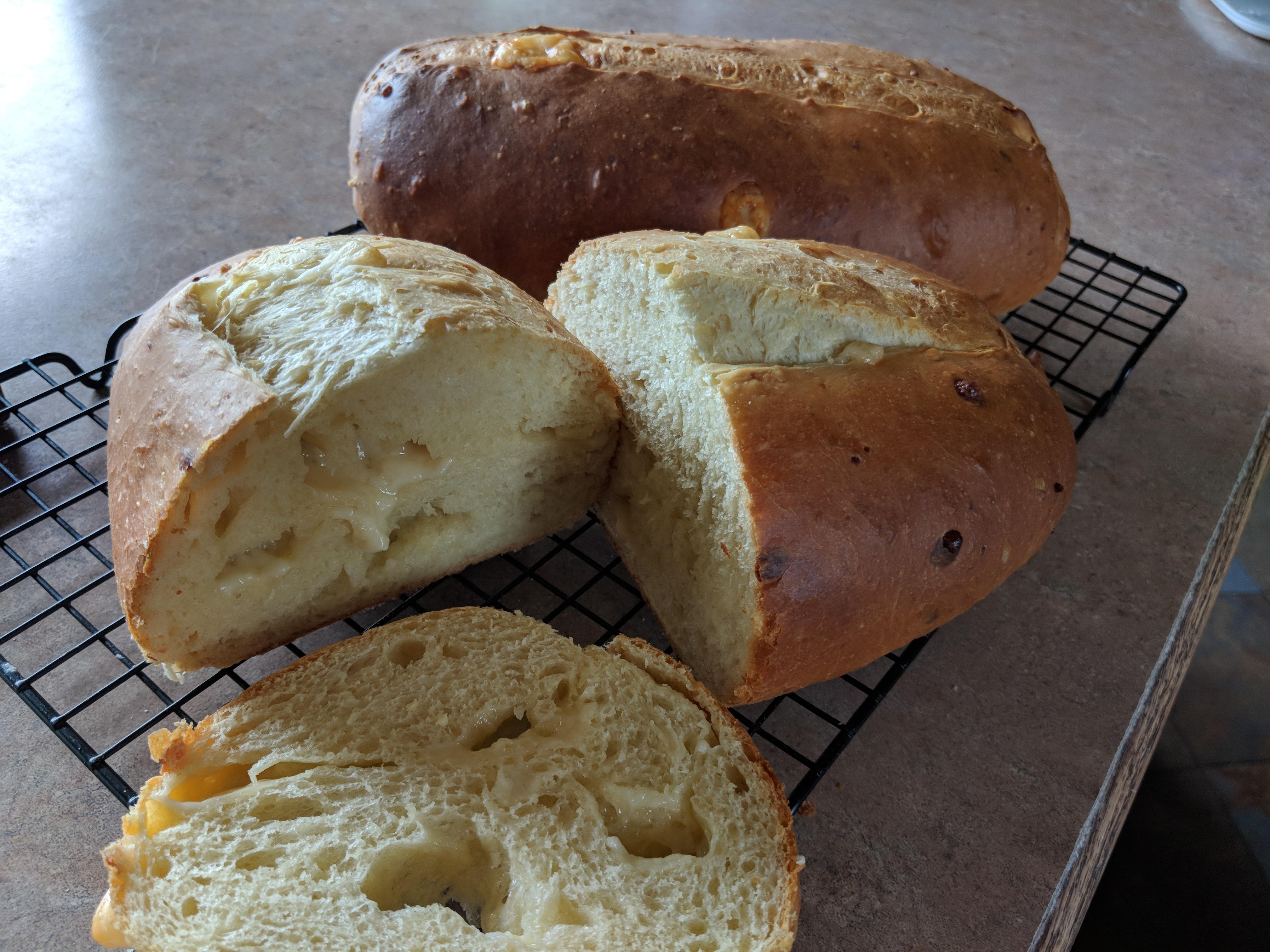 I couldn't find a cheesy bread recipe I liked, so I made one up :-) | Scrolller